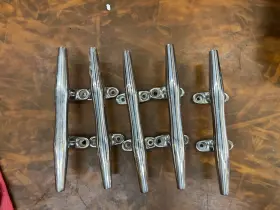 STAINLESS 8-CLEAT Steel Solid Base Set